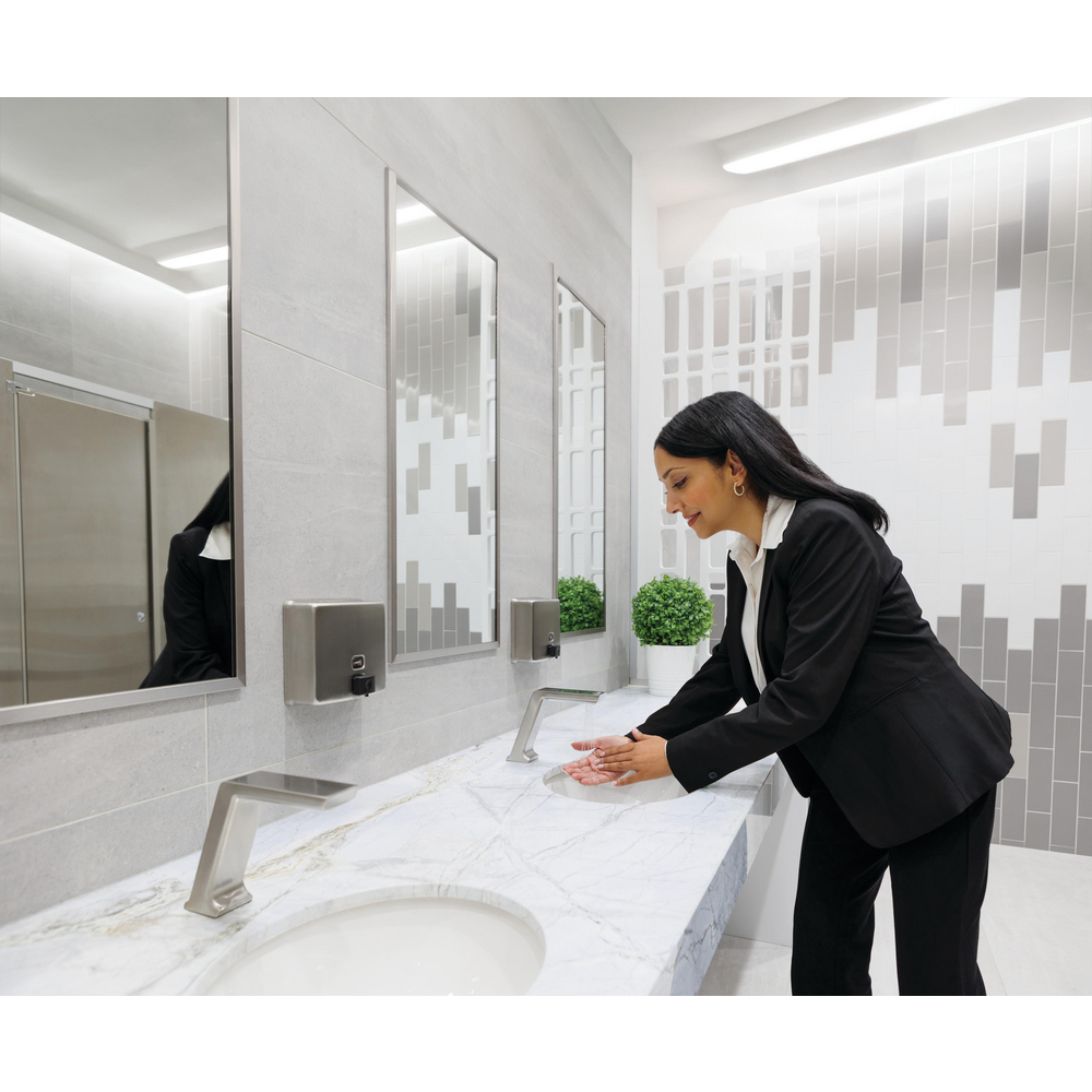 Contrasta Collection Electronic Lavatory Faucet - Battery Operated 821DPA50-SS | Delta Faucet