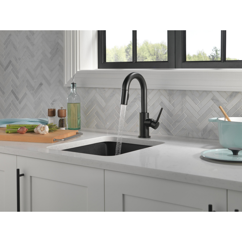 Single Handle Pull-Down Bar / Prep Faucet 9959-BL-DST | Delta Faucet